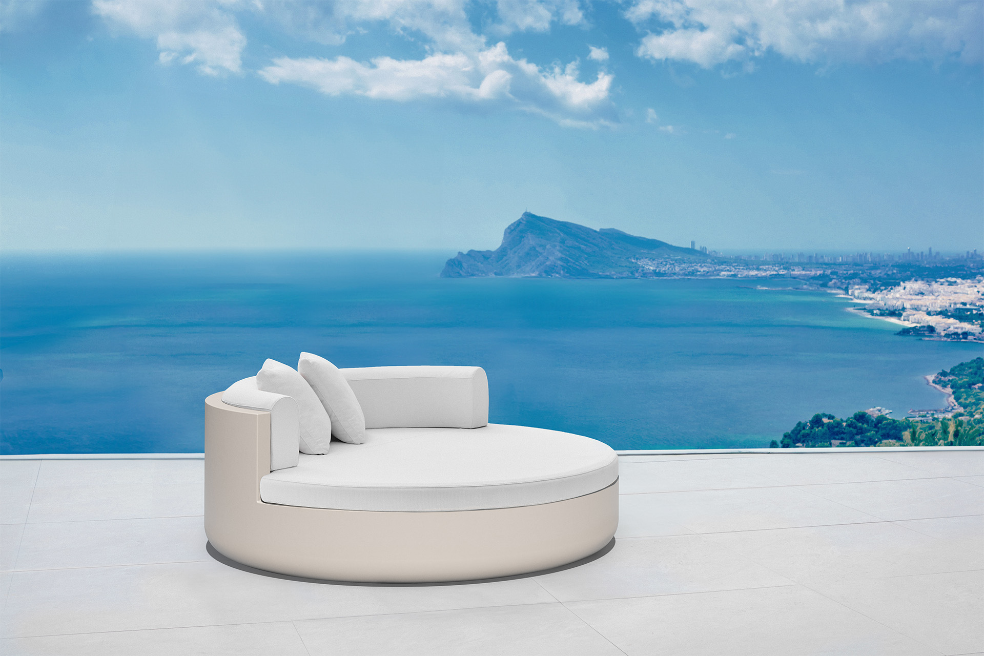 ULM ROUND DAYBED by Ramón Esteve | Vondom Products