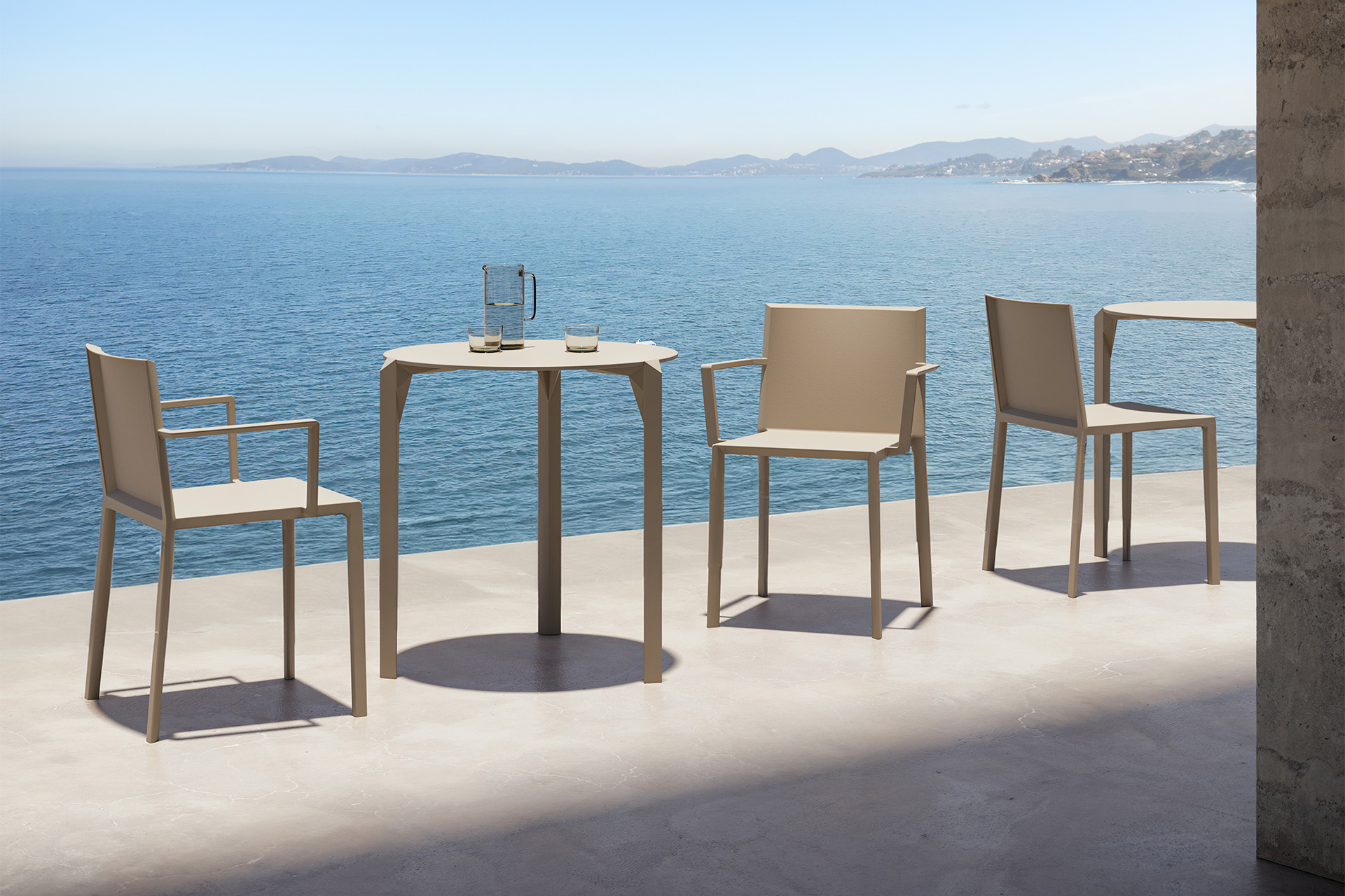 QUARTZ DINING TABLE by Ramón Esteve | Vondom Products