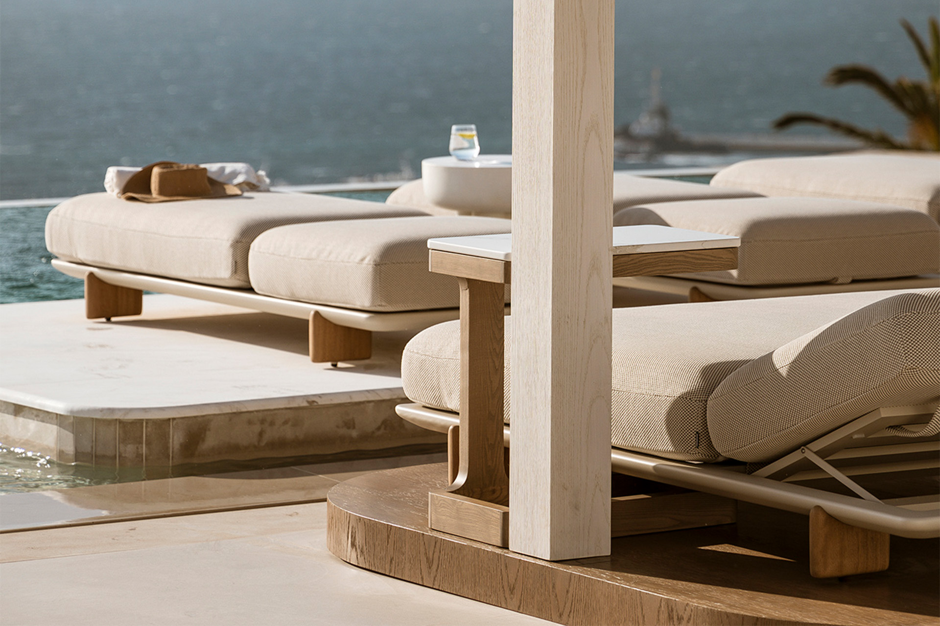 MILOS DAYBED by Jean-Marie Massaud | Vondom Products